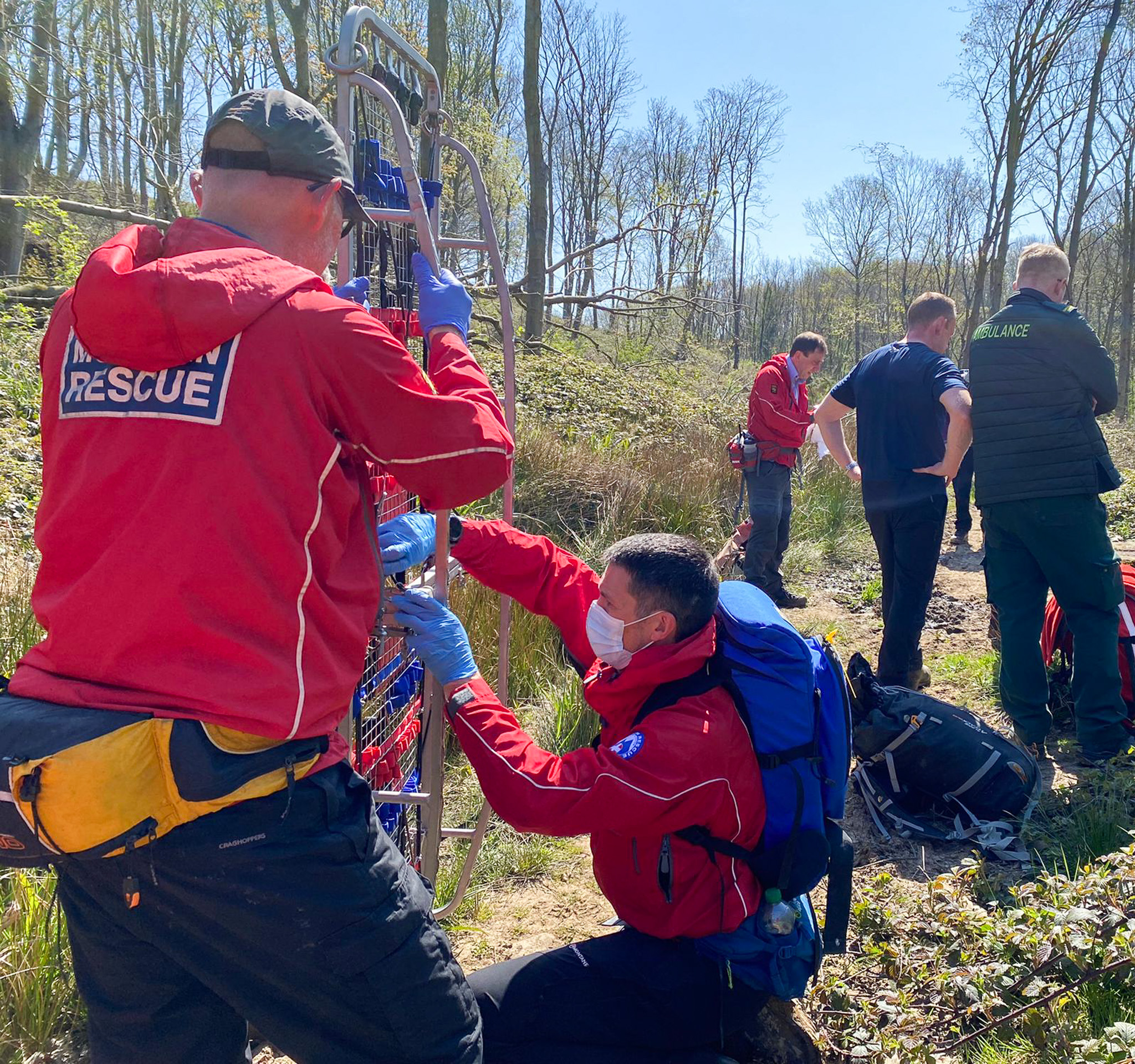 Ambulance Assistance – Loftus Wood – Cleveland Mountain Rescue